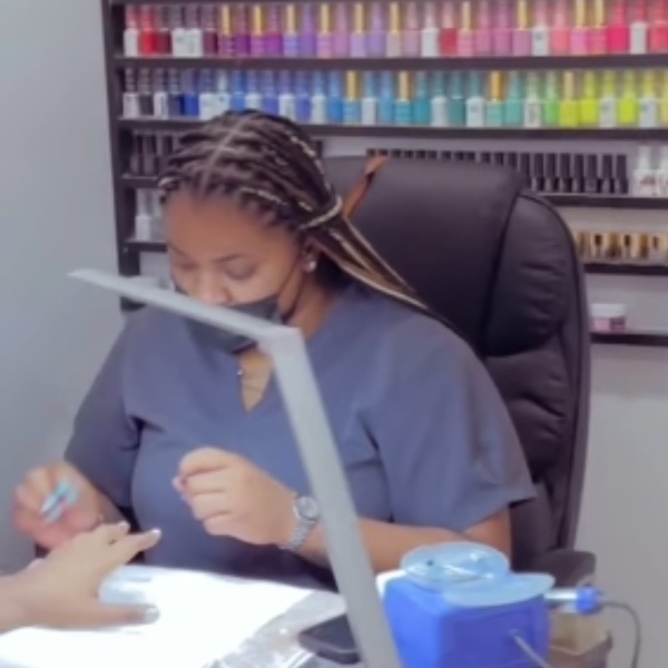 OhMyNails | Book Your Appointment Online Now